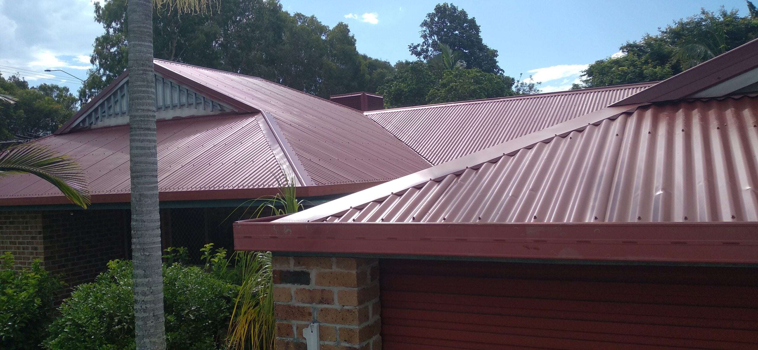 Metal Roof Painting Rothwell Manor Red - Fix Up My Roof